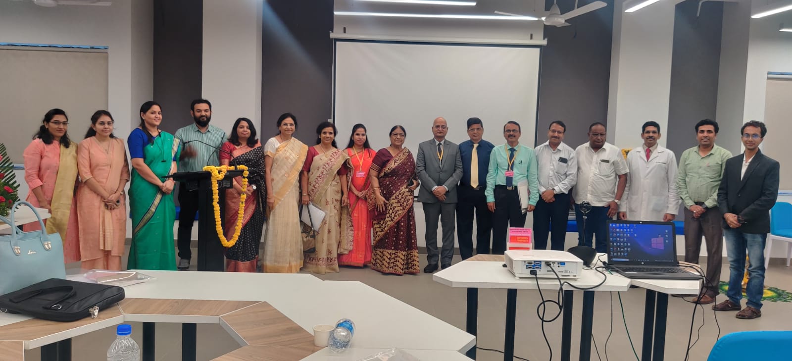 Gallery : DATTA MEGHE MEDICAL COLLEGE(dmmc), Wanadongri, Hingna Road ...